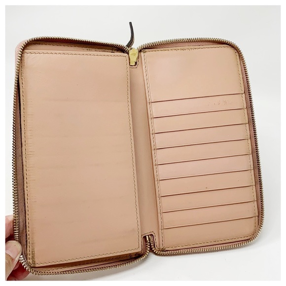 Gucci | Bags | Authentic Gucci Zippier Around Wallet | Poshmark